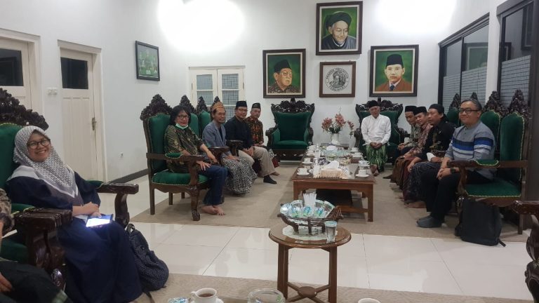 Sutradara Beken Fajar Bustomi Mencari Aktor Terbaik untuk Film Penakluk ...