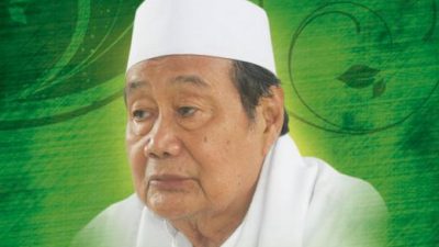 Biografi Lengkap KH. M. Arwani Amin Beserta Ajarannya - Dawuh Guru
