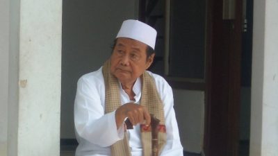 Biografi Lengkap KH. M. Arwani Amin Beserta Ajarannya - Dawuh Guru